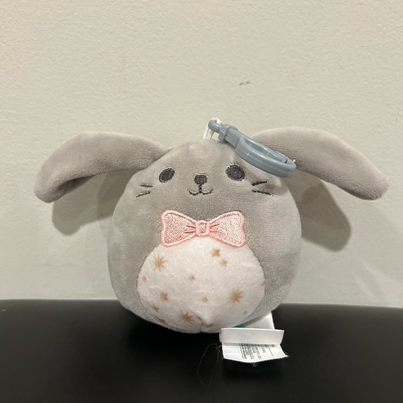 Kellytoy | Toys | 35 Inch Clip Blake The Bunny Squishmallow With Tag ...